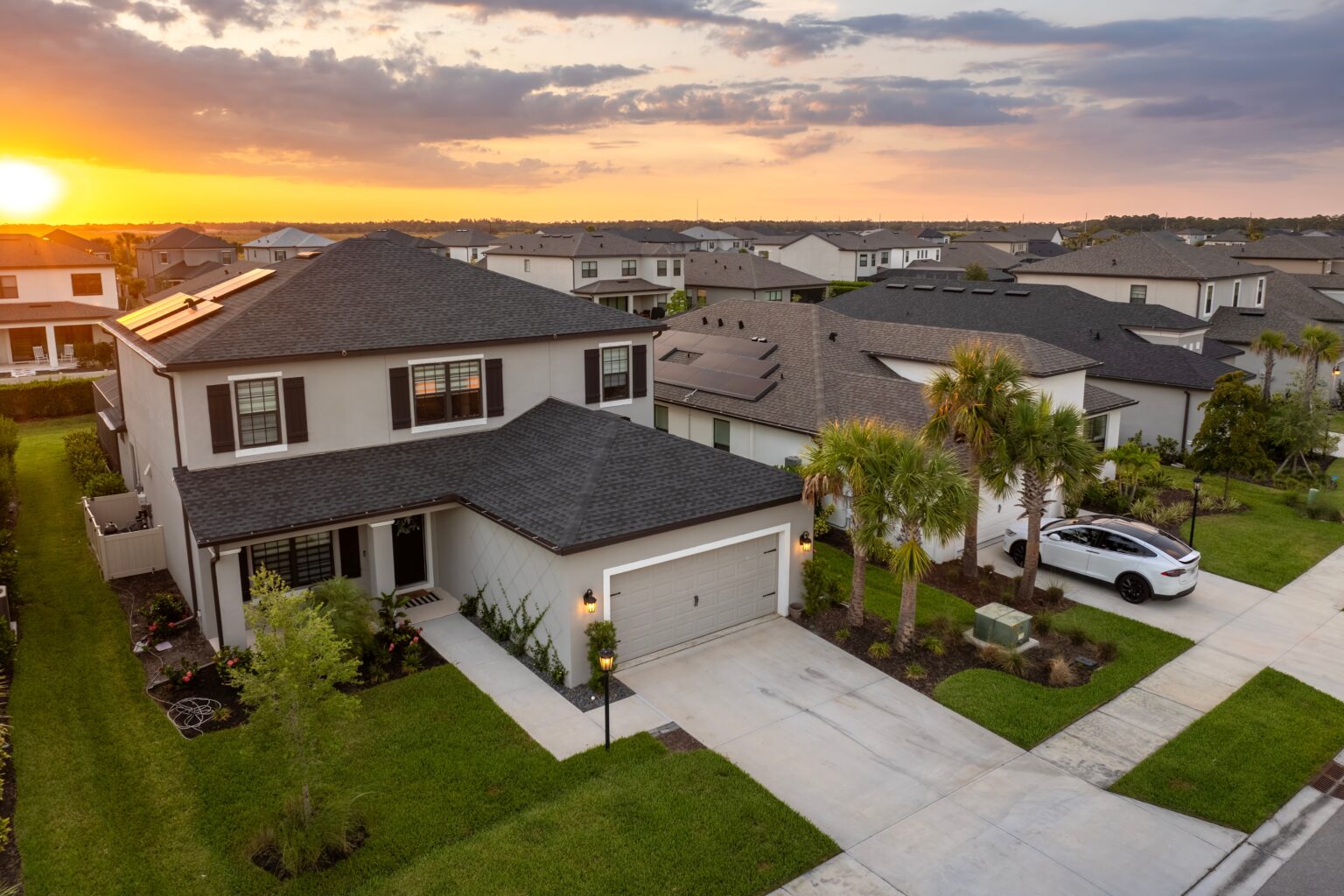 Is the Housing Market Going To Crash? Here’s What Experts Say - Geneva ...